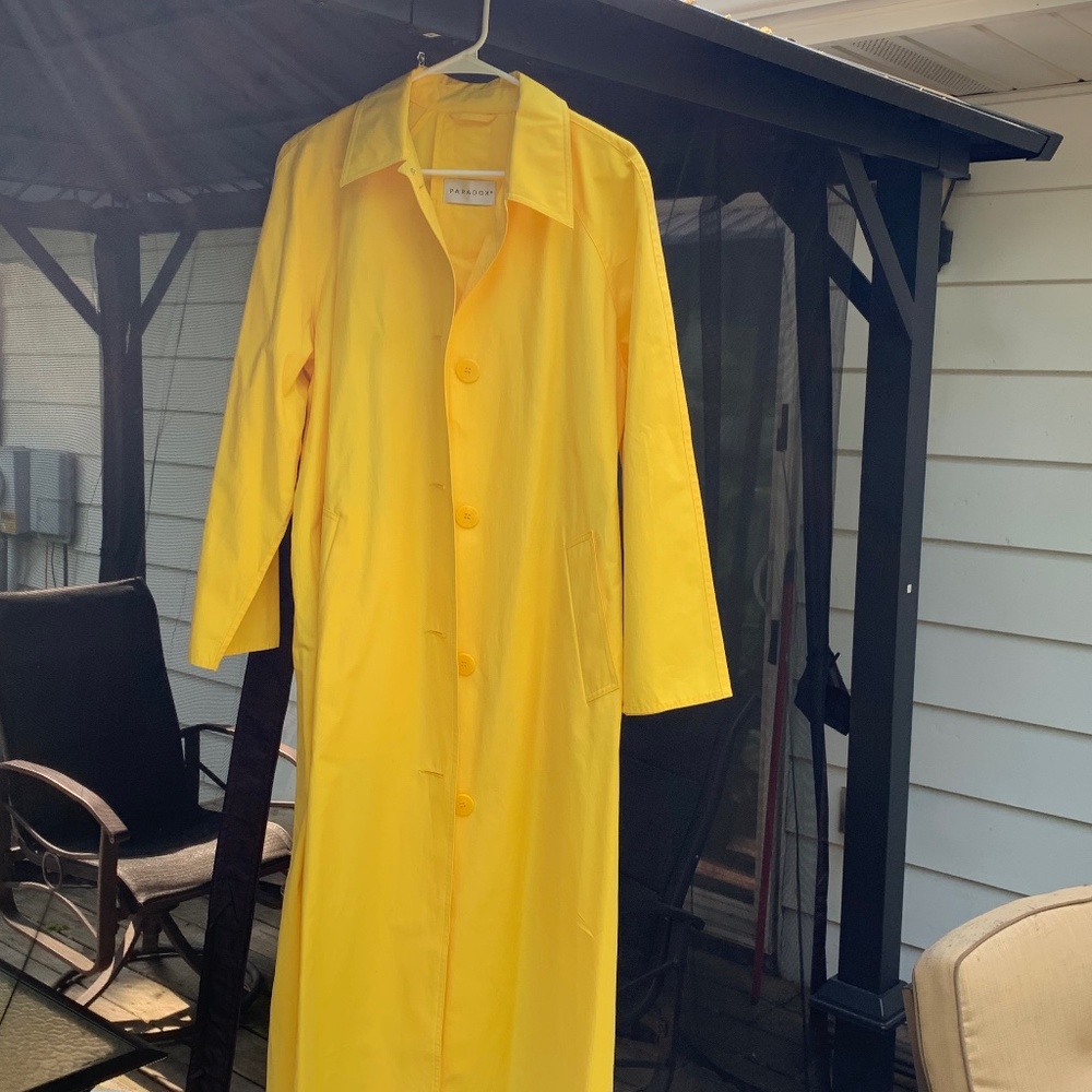 Yellow Paradox Long Coat - Gem
